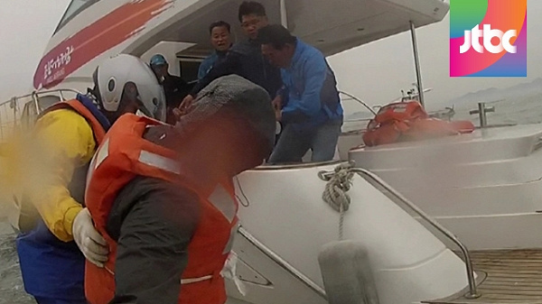 청와대-해경 혼선…5시간 넘도록 300여명 실종 몰랐다 | JTBC 뉴스