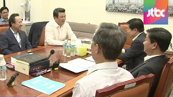 "대리인 선거 아니다" "MB 아바타"…첫날 '프레임 전쟁' | JTBC 뉴스