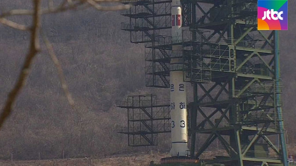 북, ICBM 기술 이뤘나?…전문가들 "확보 못했을 것" | JTBC 뉴스