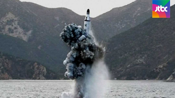 북 SLBM 발사…노동당대회 전 5차 핵실험 강행하나 | JTBC 뉴스