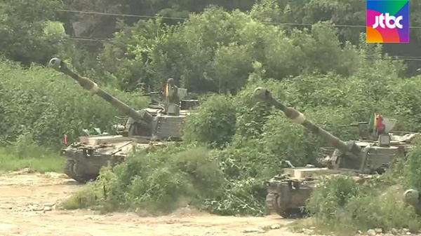 DMZ 포격 도발 1년…역대 최대 규모의 포격훈련 | JTBC 뉴스
