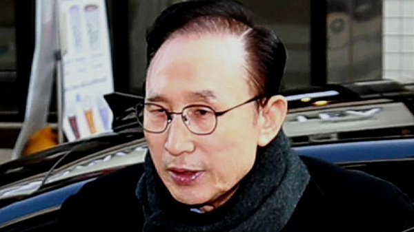 MB, 오늘 또 참모회의…잇단 의혹에 내부서도 '갸웃' | JTBC 뉴스