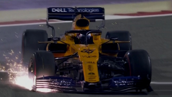 KTX보다 빠른 속도…'0.001초의 승부' F1 아찔한 순간들 | JTBC 뉴스