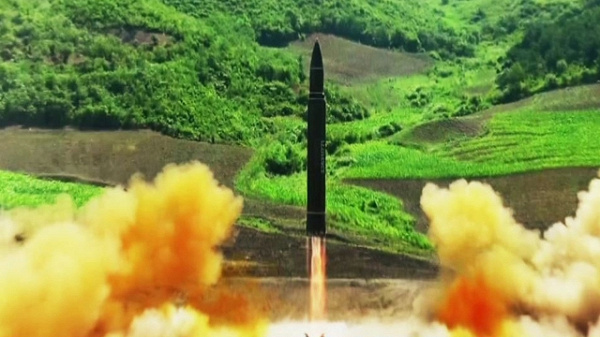 북, 실무협상 결렬 뒤…기록영화에 ICBM '수차례' 등장 | JTBC 뉴스