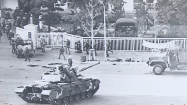 40년 전 'TBC 카메라'가 기록한 5월 광주 영상엔… | JTBC 뉴스