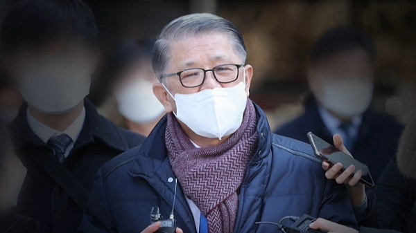 SK네트웍스, 최신원 구속에 당혹…"경영 공백 없도록 최선" | JTBC 뉴스