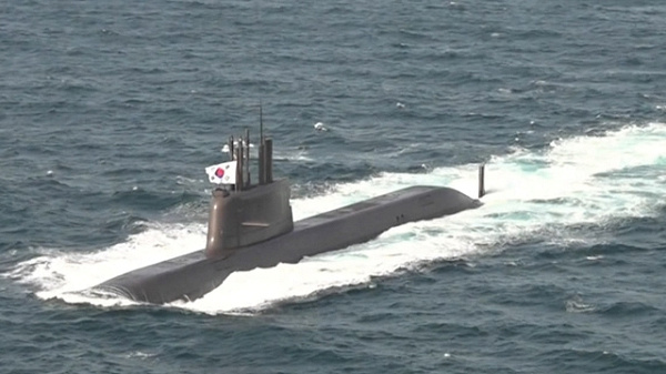 군, '게임 체인저' SLBM 시험발사 성공…8번째 보유국 | JTBC 뉴스