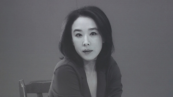 배우 강수연, 향년 55세로 별세…영화계 '큰 별' 지다 | JTBC 뉴스