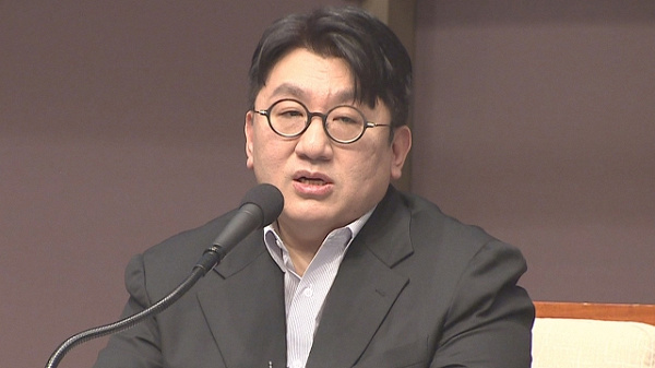 "'졌잘싸'라 하겠지만…" 'SM 인수전' 처음 입 연 방시혁 | JTBC 뉴스